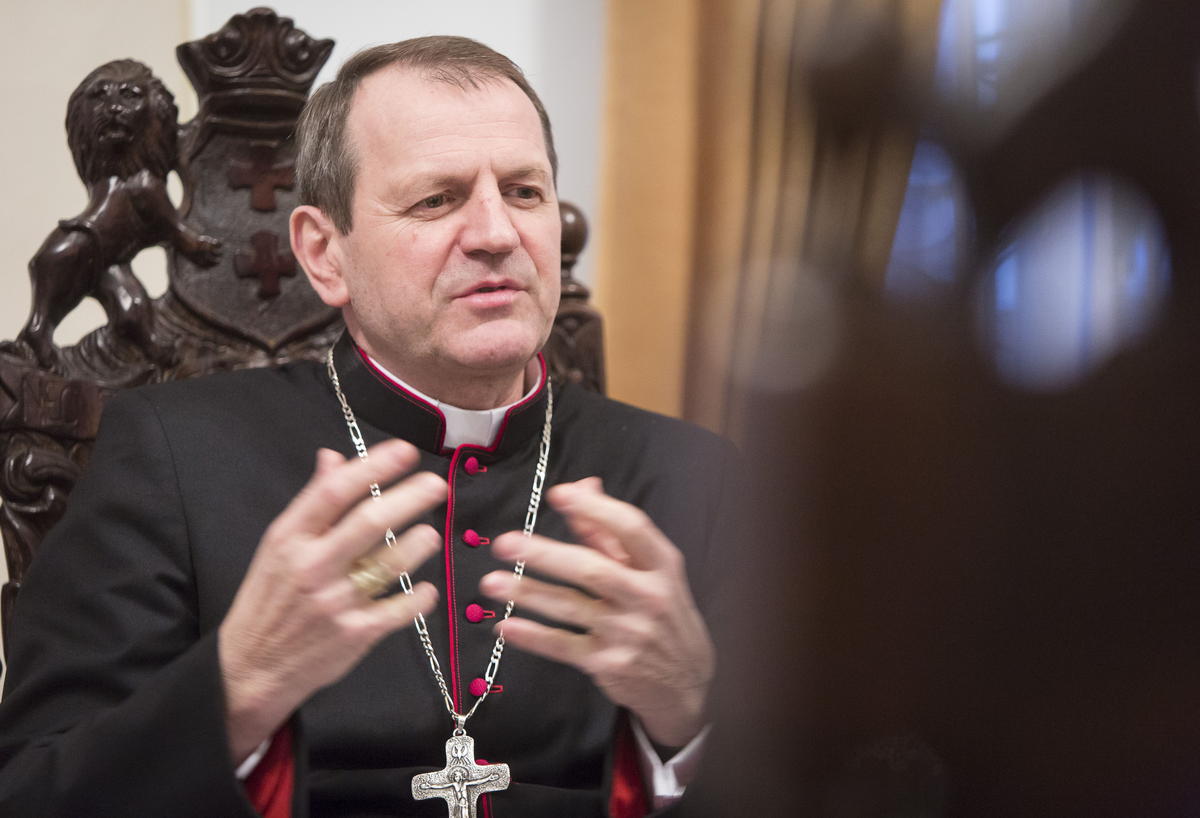 Abp Wojda: Ludzie świeccy są Kościołem Abp Wojda: Ludzie świeccy są Kościołem