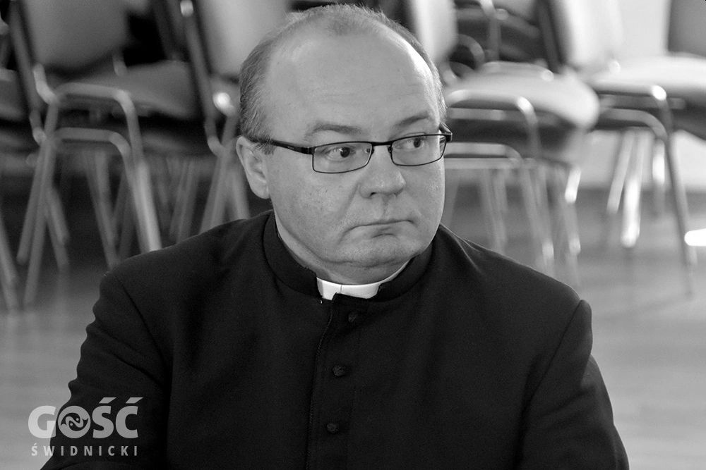 Zmarł ks. Piotr Mycan. Znamy datę pogrzebu Zmarł ks. Piotr Mycan. Znamy datę pogrzebu